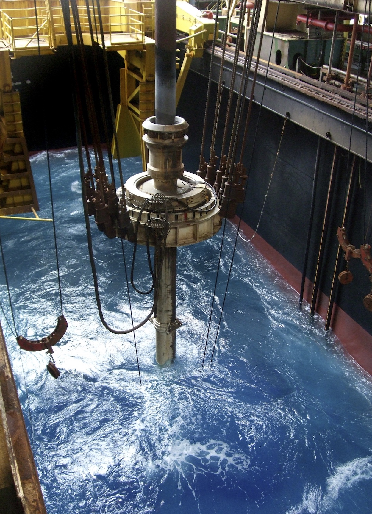 Discover Elma's solutions for the demanding offshore industry